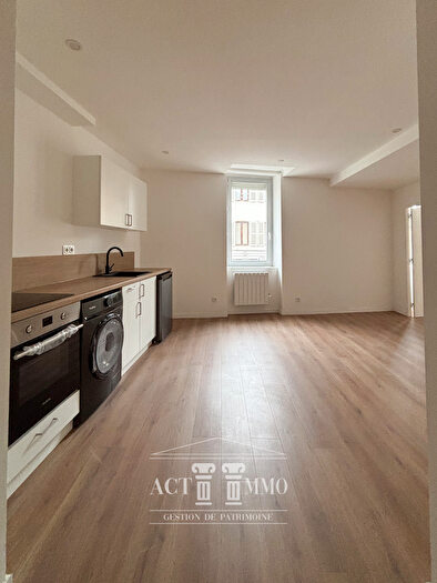 Appartement 2 pièces à Bourg-en-Bresse, Gare, Peloux-Mail, Citadelle, à louer