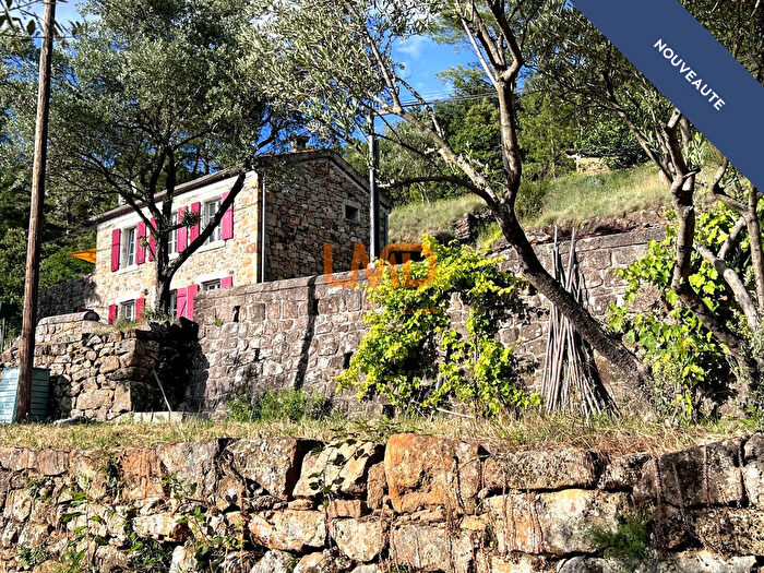 Maison 3 pièces à Saint-André-Lachamp, à vendre