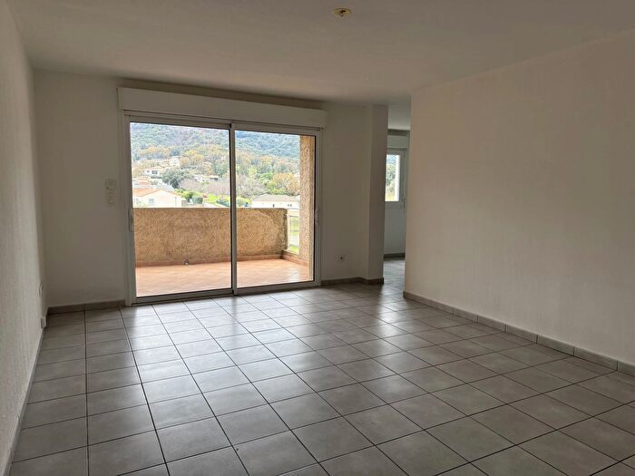Appartement à louer - Vescovato - 3 pièces - 2 chambres