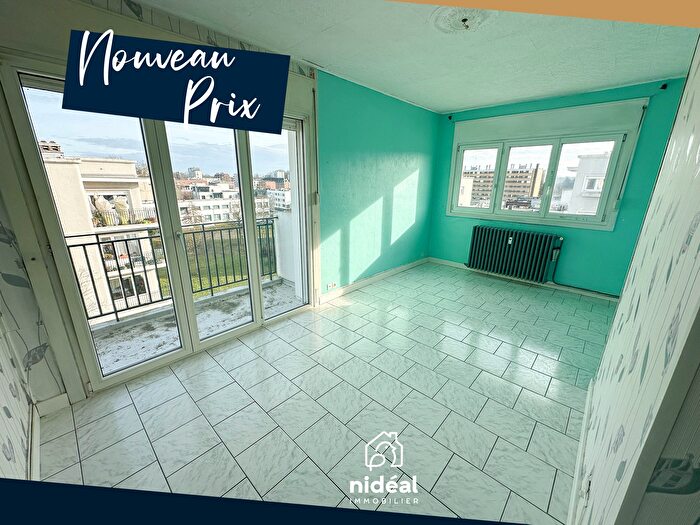 Appartement à vendre - Maubeuge, Centre-ville - 4 pièces - 2 chambres