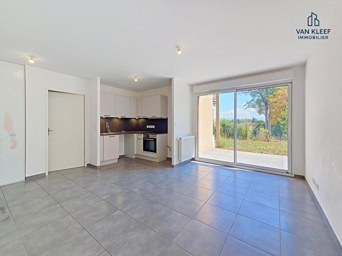 Appartement 3 pièces à Divonne-les-Bains, à vendre
