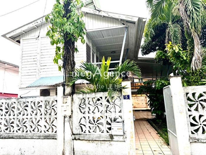 Maison à vendre - Cayenne - 5 pièces - 4 chambres