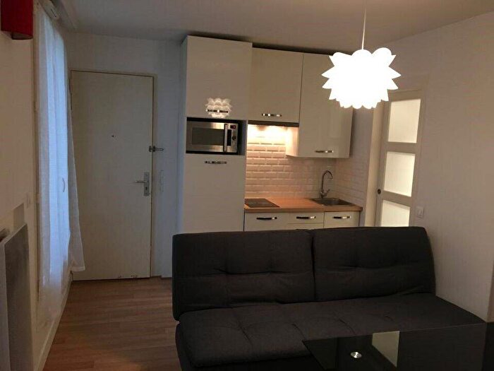 Appartement à louer - Léon-Blum Folie-Regnault, Paris ème arrondissement - 1 pièce