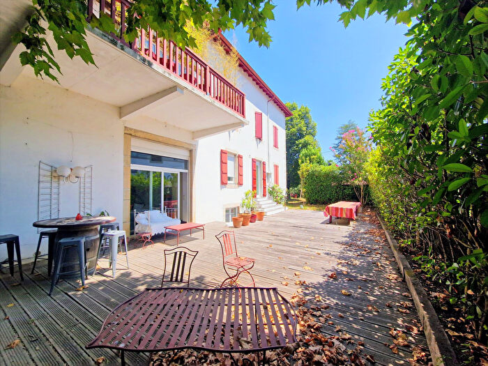 Maison 11 pièces à vendre à Ustaritz