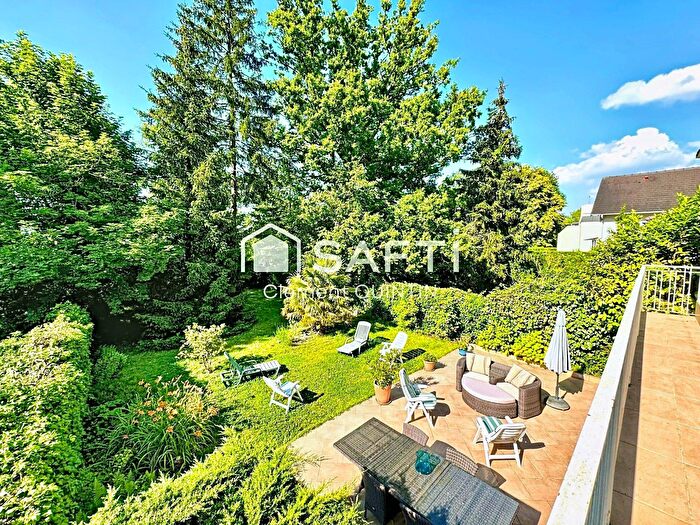 Maison 7 pièces à vendre - La Celle-Saint-Cloud, La Chataigneraie