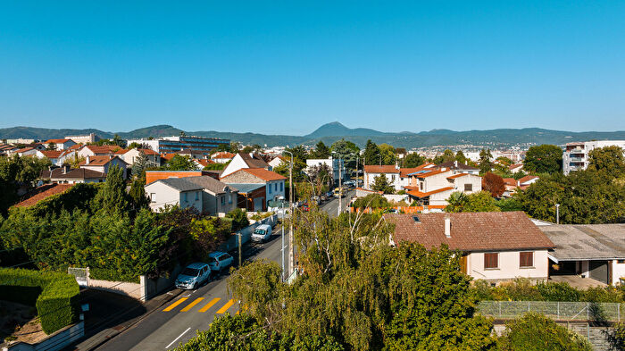 Appartement à vendre - Clermont-Ferrand, Herbet, Brezet, Saint-Jean - 3 pièces - 2 chambres
