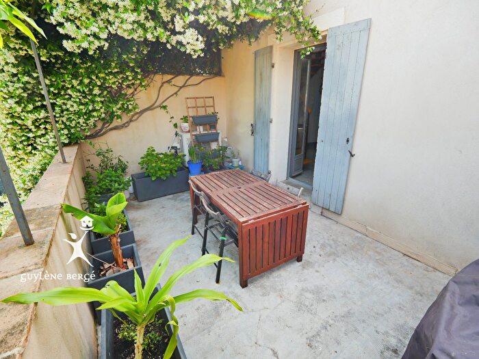 Appartement à vendre - Le Cailar - 3 pièces - 2 chambres