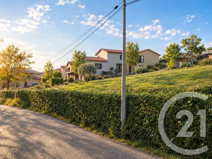 Maison 4 pièces à Valsonne, à vendre