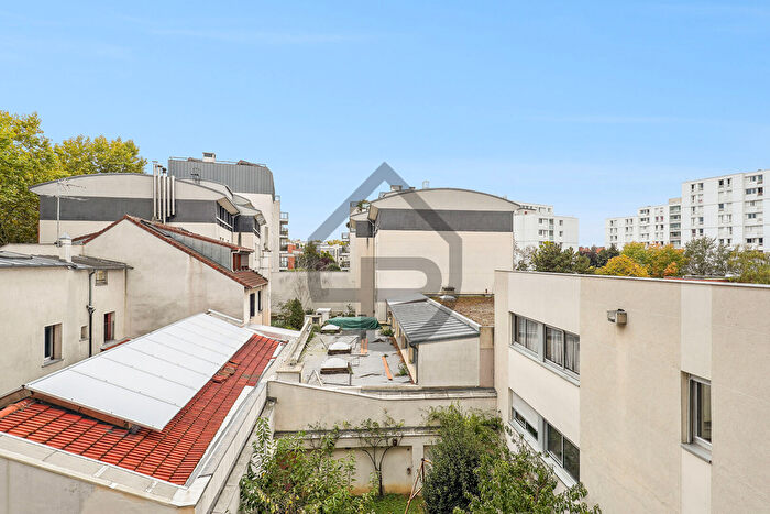 Appartement à vendre - Paris e , Danube - 4 pièces - 2 chambres