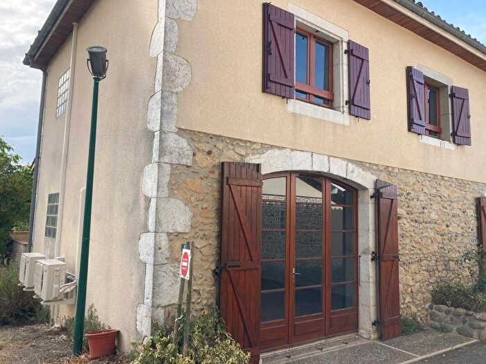 Appartement à louer - Pomarez - 4 pièces - 3 chambres