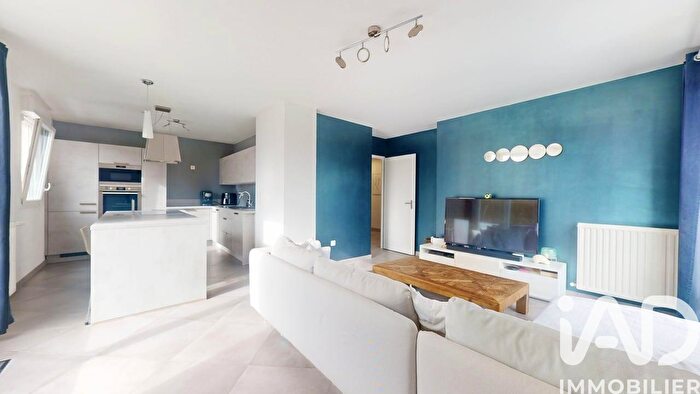 Appartement à vendre - Trappes, Merisier, Aérostat - 3 pièces - 2 chambres