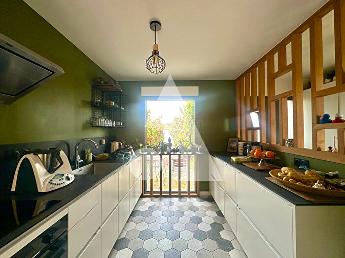 Maison à vendre - La Chapelle-Basse-Mer - 7 pièces - 5 chambres