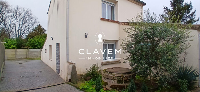 Maison à vendre - Prignac-et-Marcamps - 4 pièces - 3 chambres