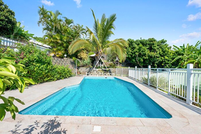 Maison à vendre - Saint-Denis, Le Moufia, Sainte-Clotilde - 5 pièces - 4 chambres