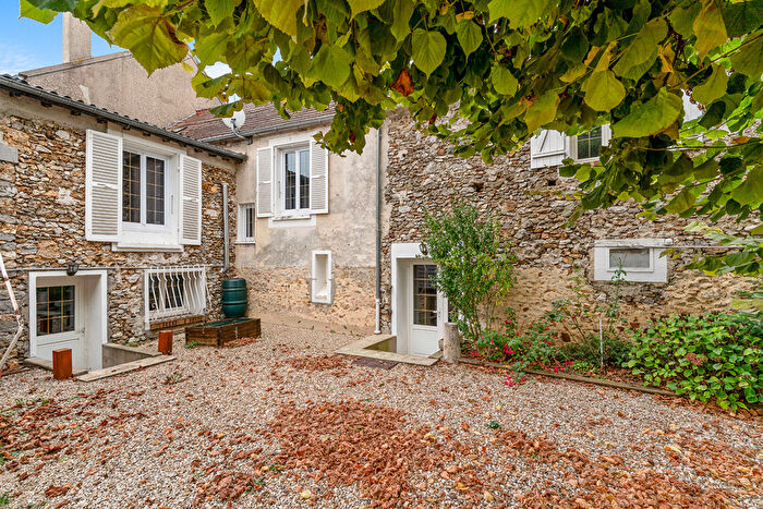 Maison 7 pièces à vendre à Auteuil