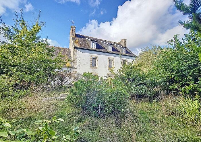 Maison à vendre - Plufur - 12 pièces - 6 chambres