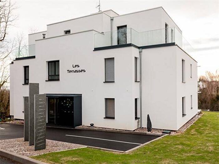 Appartement à louer - Sierentz - 4 pièces - 3 chambres