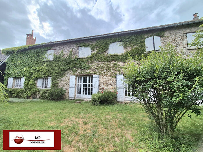 Maison 7 pièces à Orvilliers, à vendre