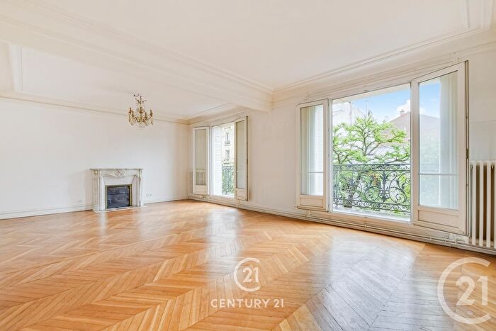 Paris 19ème, Secrétan, Jaurès : Appartement 4 pièces à vendre