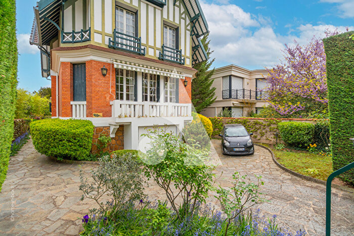 Maison 9 pièces à Saint-Maur-des-Fossés, La Varenne, à vendre