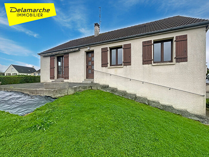 Maison à vendre - La Haye-Pesnel - 5 pièces - 3 chambres