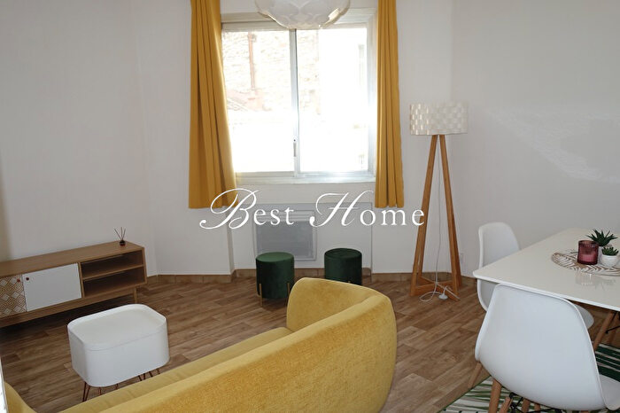 Appartement à louer - Nîmes, Gambetta - 2 pièces - 1 chambre