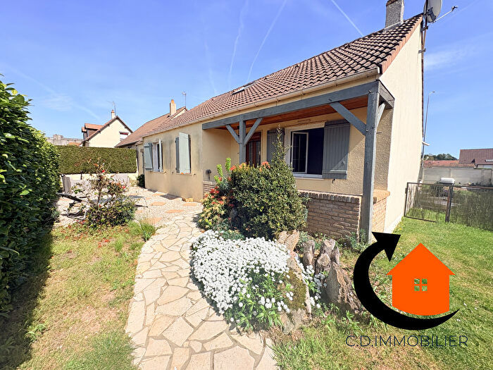 Courville-sur-Eure - Maison 7 pièces à vendre
