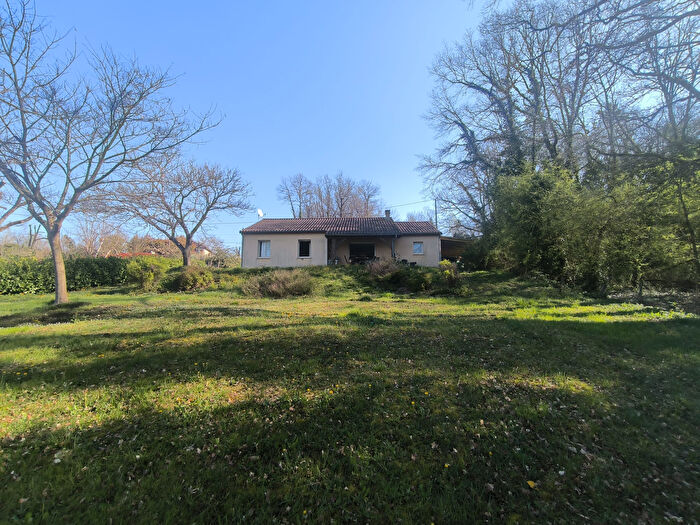 Maison à vendre - Bétaille - 4 pièces - 3 chambres