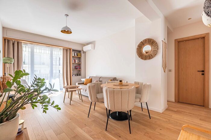 Appartement 3 pièces à vendre à Nice, Le Port