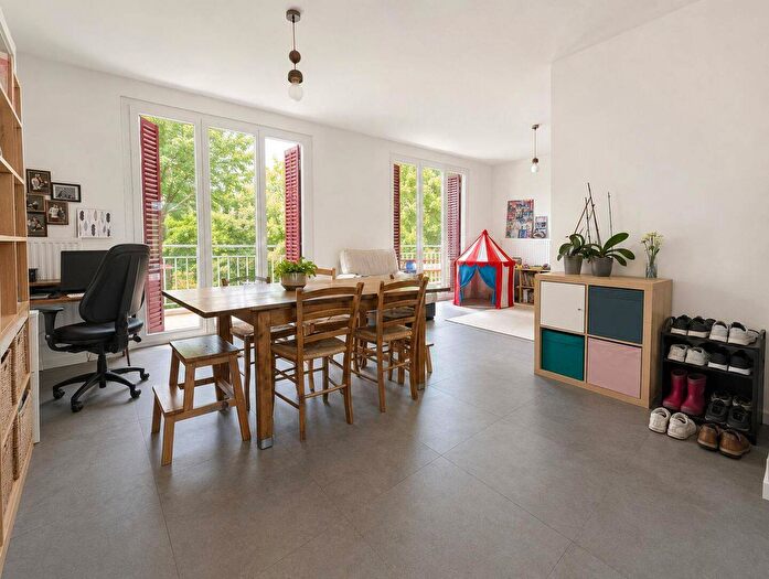 Appartement 5 pièces à Bord-de Osaone, Fontaines-sur-Saône, à louer