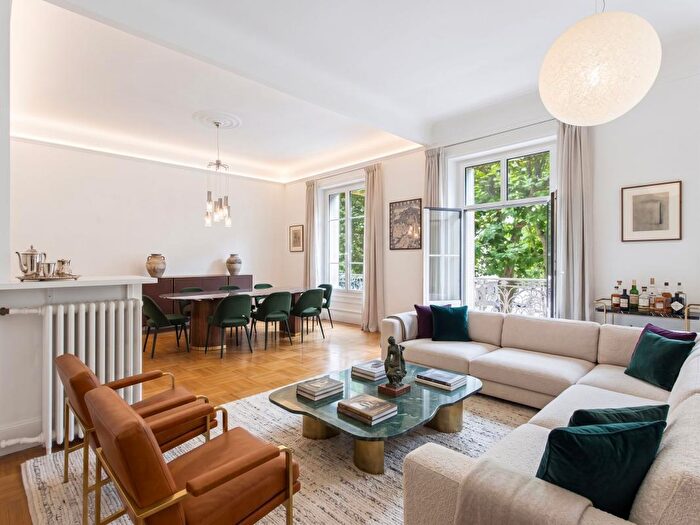 Appartement 5 pièces à Lorient, Centre-ville, à vendre
