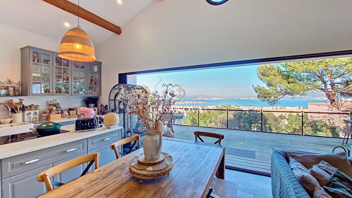 Maison à vendre - Sète, Saint-Clair - 5 pièces - 3 chambres