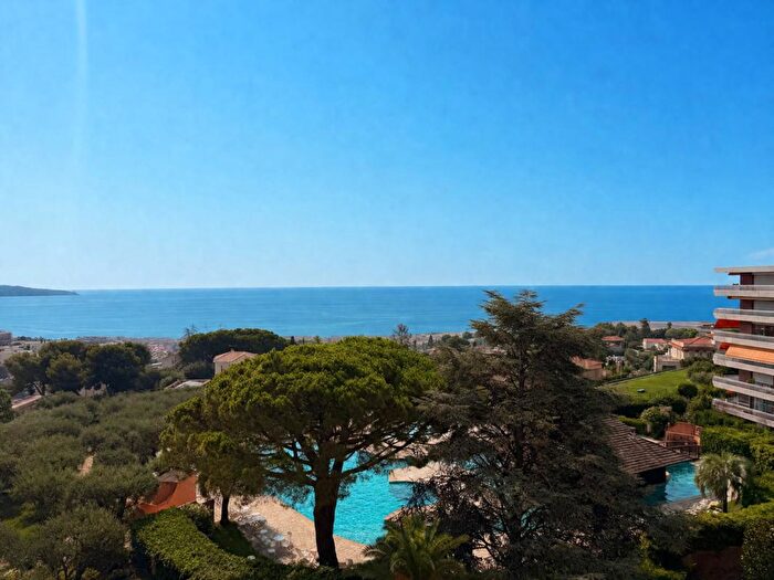 Nice, Lanterne : Appartement 4 pièces à vendre