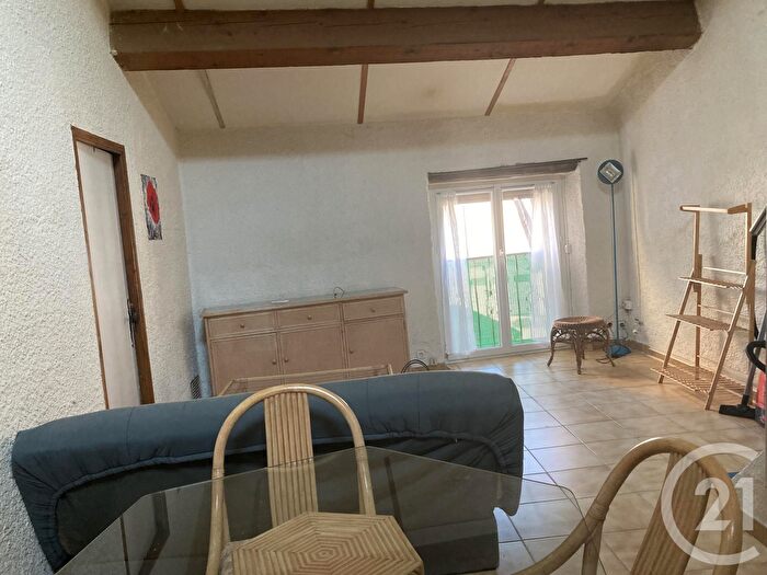 Appartement à louer - Bagnols-sur-Cèze, Bourgneuf - 1 pièce