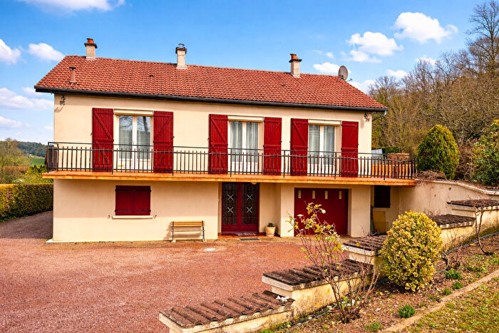 Maison à vendre - Nogent-lès-Montbard - 4 pièces - 3 chambres
