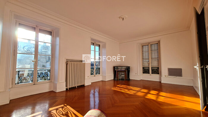 Appartement à louer - Mulhouse, Rebberg - 7 pièces - 3 chambres