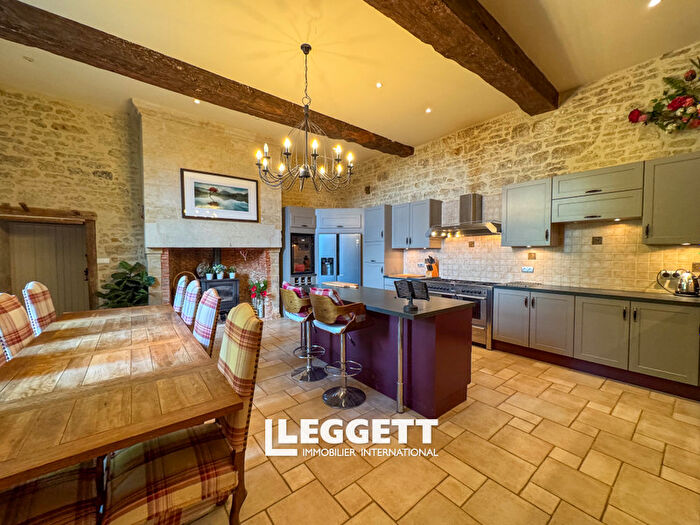 Saint-Hilaire-des-Loges - Maison 15 pièces à vendre