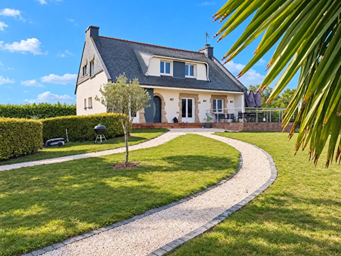 Naizin : Maison 8 pièces à vendre