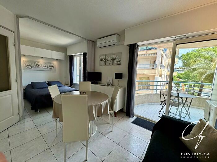 Appartement 1 pièce à louer à Fréjus, Fréjus Plage