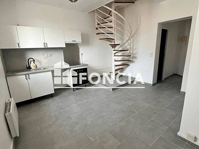 Appartement à louer - Bernard de Palissy, Villeneuve-Saint-Georges - 2 pièces - 1 chambre