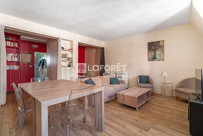 Appartement 2 pièces à vendre à Paris 16ème, Porte de Saint-Cloud, Auteuil-Sud