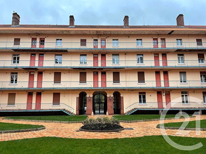 Appartement à vendre - Guise - 4 pièces - 2 chambres