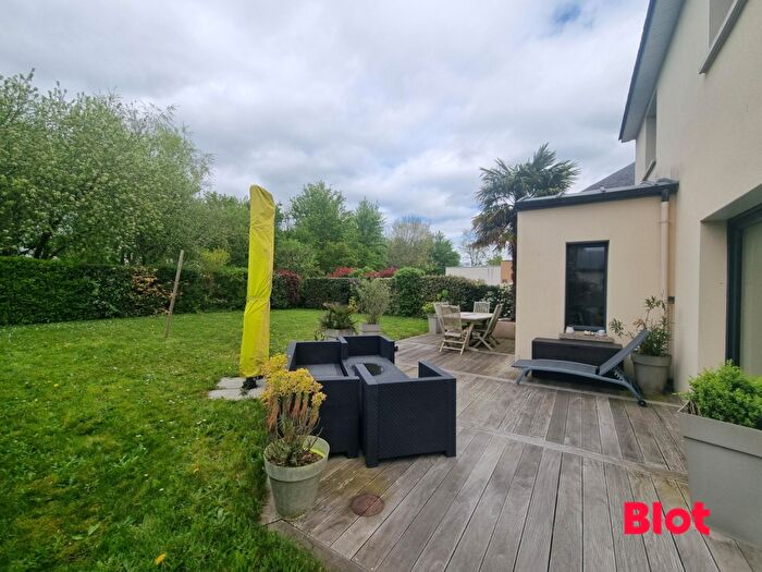 Maison à vendre - Pacé - 8 pièces - 6 chambres