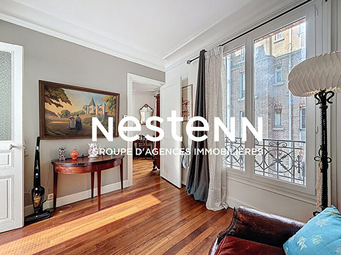 Appartement à vendre - Paris e , Batignolles, Cardinet - 2 pièces - 1 chambre