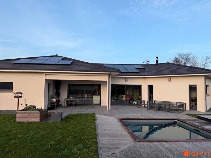 Maison à vendre - Hadol - 6 pièces - 4 chambres