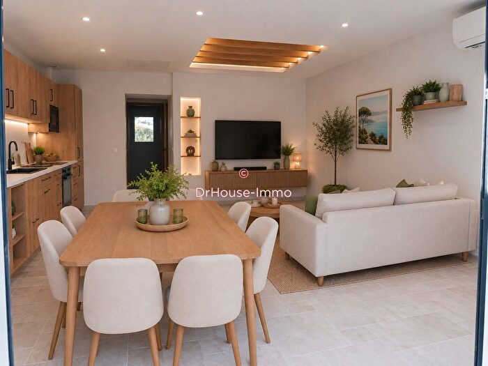 Maison 5 pièces à vendre à Le Lavandou, Centre-ville, Plage du Lavandou, Pointe Pilon