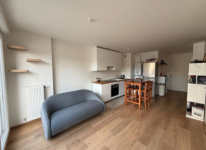 Neuilly-Plaisance, Rennouillères - Appartement 2 pièces à louer