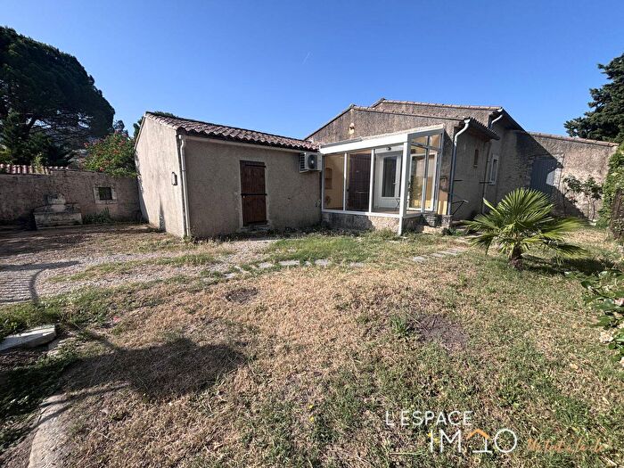 Maison 3 pièces à Taillades, à louer