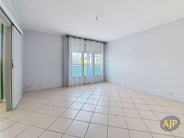 Appartement à louer - Rezé, Château - 3 pièces - 2 chambres