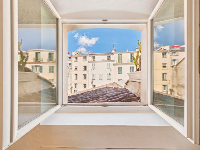 Appartement à vendre - Ajaccio, Citadelle - 2 pièces - 1 chambre